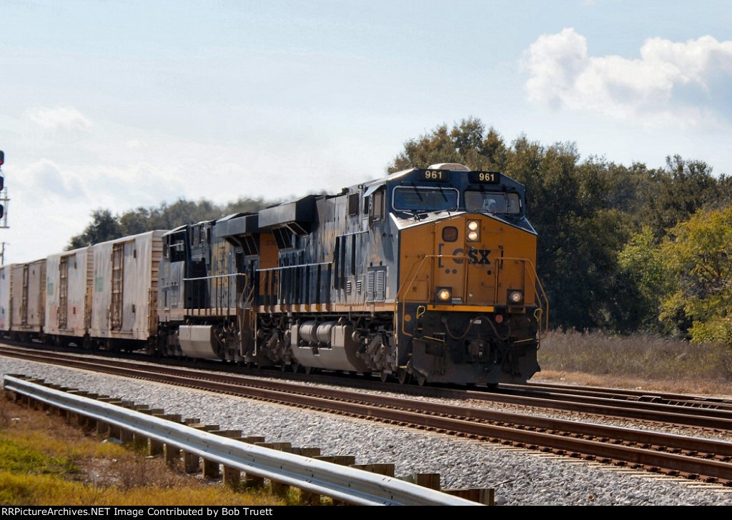 CSX 961
